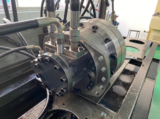 Poclain Mk35 Hydraulic Piston Motor For Volvo Road Roller Final Drive Motor